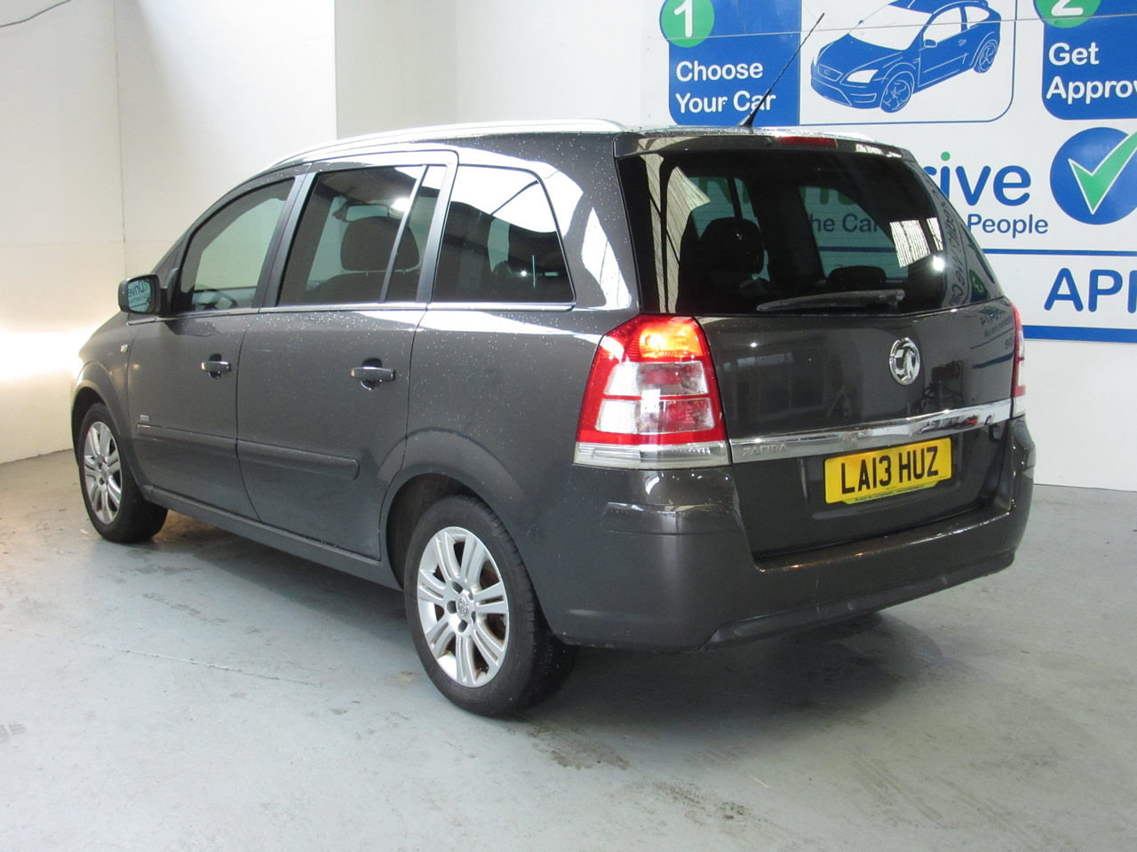 Vauxhall Zafira - Rightdrive Car Finance